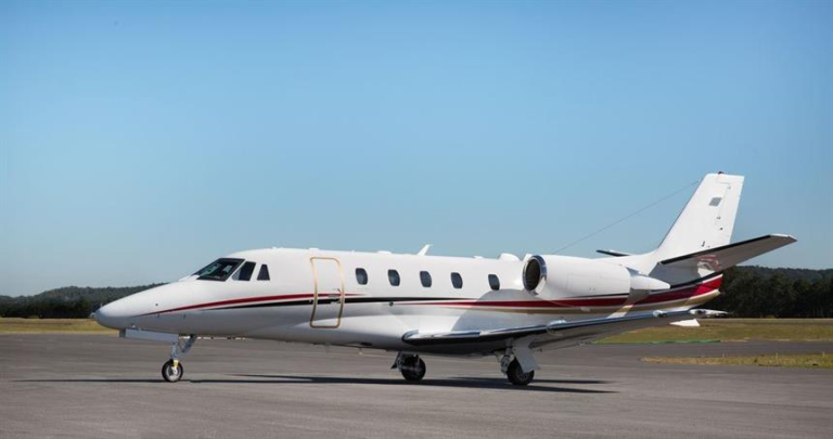 8 Seater Private Jet Price & Best Models Guide - Private jet charter ...