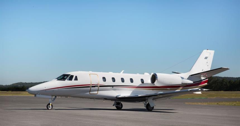 8 Seater Private Jet Price & Best Models Guide - Private jet charter ...