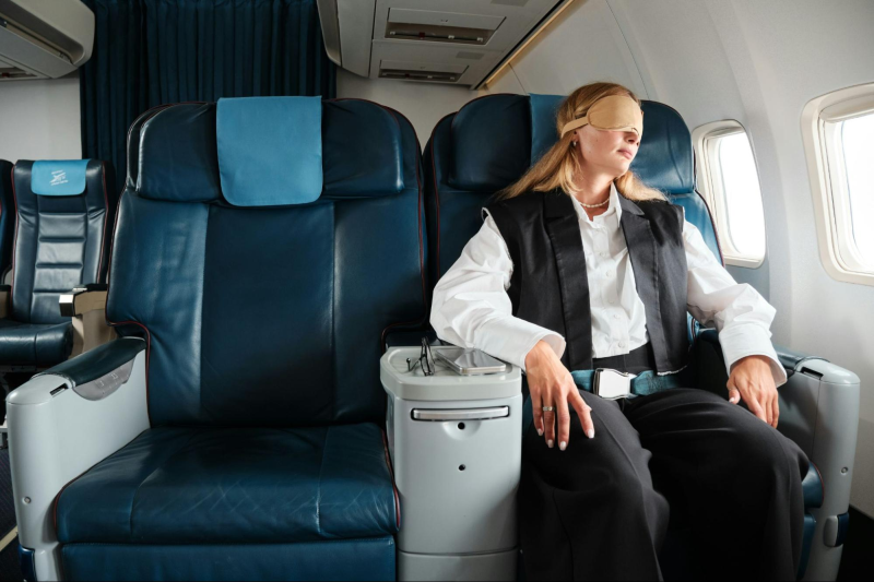 Private Jet vs First Class: Which Is Better? - Private jet charter ...